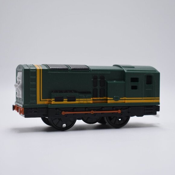 Thomas & Friends | Toys | Thomas Friends Trackmaster Paxton Green Train ...